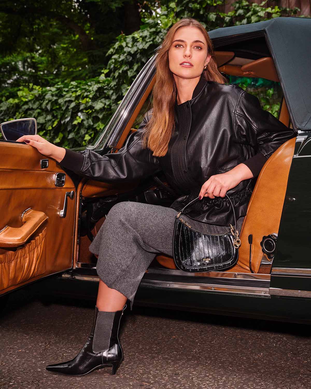 Women's Black Handbags | Black Shoulder Bags | Dune London